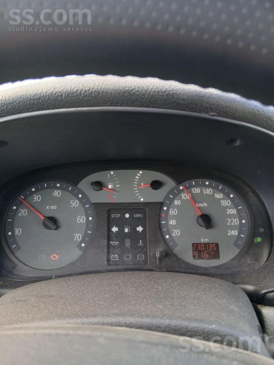 Renault Clio 2005 Jelgava, ar dzinēja tilpumu 1.40 L un nobraukumu 230 tūkst. km par 780 €, foto 6 vietnē AUTOMOTO.COM.LV