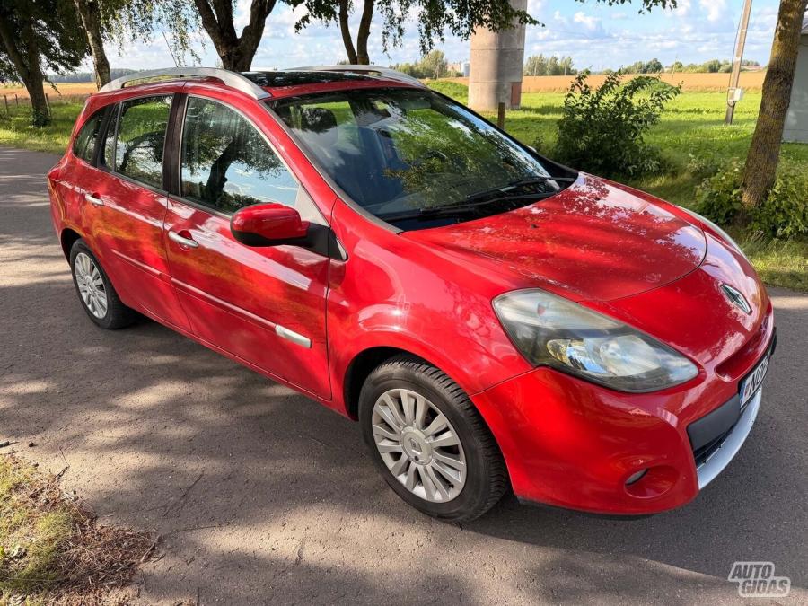 Renault Clio 2011 in Jonava, with an engine capacity of 1.50 L and mileage of 278 thousand km for 1500 €, photo 5 on AUTOMOTO.COM.LV