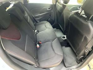 Renault Clio 2015 in Siauliai, with an engine capacity of 1.46 L and mileage of 300 thousand km for 3150 €, photo 19 on AUTOMOTO.COM.LV