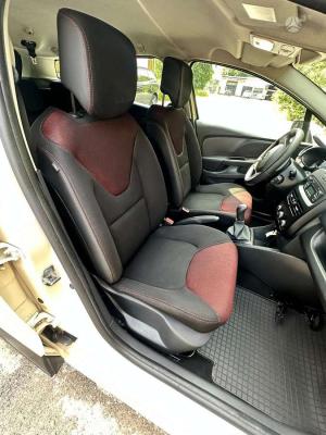 Renault Clio 2015 in Siauliai, with an engine capacity of 1.46 L and mileage of 300 thousand km for 3150 €, photo 20 on AUTOMOTO.COM.LV