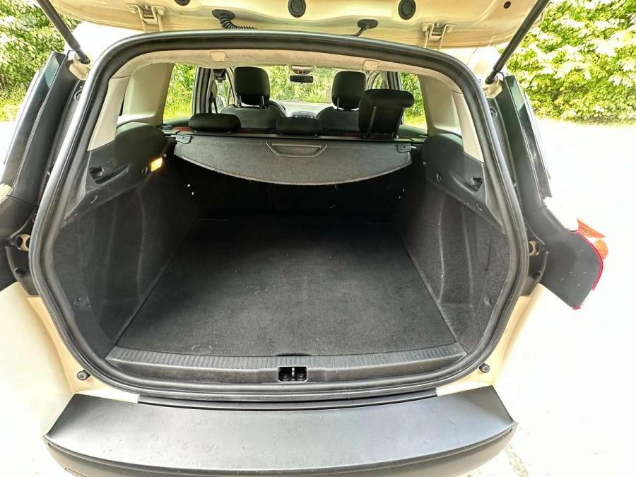 Renault Clio 2015 in Siauliai, with an engine capacity of 1.46 L and mileage of 300 thousand km for 3150 €, photo 27 on AUTOMOTO.COM.LV
