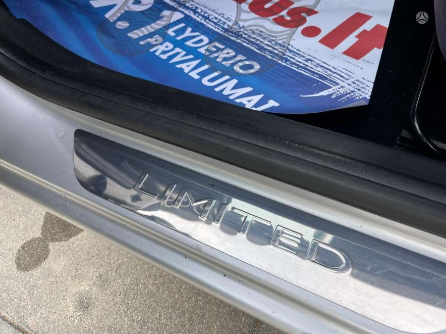 Renault Clio 2017 in Siauliai, with an engine capacity of 1.50 L and mileage of 214 thousand km for 4899 €, photo 15 on AUTOMOTO.COM.LV