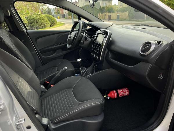 Renault Clio 2017 Šauļi, ar dzinēja tilpumu 1.50 L un nobraukumu 210 tūkst. km par 4799 €, foto 4 vietnē AUTOMOTO.COM.LV