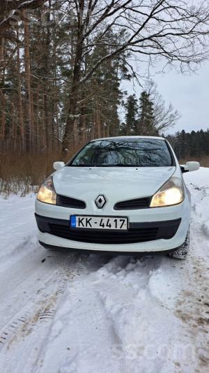Balts Renault Clio 2009 Jelgava, ar dzinēja tilpumu 1.40 L un nobraukumu 197 tūkst. km par 1660 €, foto  vietnē AUTOMOTO.COM.LV