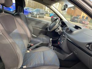Balts Renault Clio 2009 Rīga, ar dzinēja tilpumu 1.50 L un nobraukumu 264 tūkst. km par 2550 €, foto 10 vietnē AUTOMOTO.COM.LV
