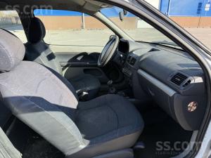 Белый Рено Клио 2002 в Рига, объемом двигателя 1.50 л и пробегом 270 тыс. км за 400 €, фото 7 на AUTOMOTO.COM.LV