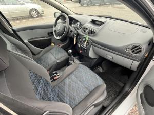 Balts Renault Clio 2006 Viļņa, ar dzinēja tilpumu 1.50 L un nobraukumu 240 tūkst. km par 1600 €, foto 11 vietnē AUTOMOTO.COM.LV