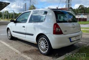 Balts Renault Clio 2007 Jūrmala, ar dzinēja tilpumu 1.50 L un nobraukumu 349 tūkst. km par 1000 €, foto 4 vietnē AUTOMOTO.COM.LV