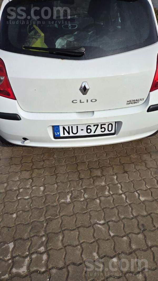 Balts Renault Clio 2008 Ogre, ar dzinēja tilpumu 1.20 L un nobraukumu 250 tūkst. km par 1100 €, foto 5 vietnē AUTOMOTO.COM.LV