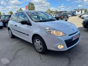 White Renault Clio 2011 in Taurage, with an engine capacity of 1.50 L and mileage of 374 thousand km for 1100 €, photo 6 on AUTOMOTO.COM.LV