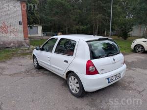 Белый Рено Клио 2011 в Рига, объемом двигателя 1.20 л и пробегом 260 тыс. км за 1200 €, фото 3 на AUTOMOTO.COM.LV