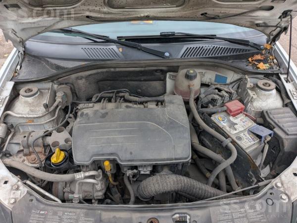 Balts Renault Clio 2011 Rīga, ar dzinēja tilpumu 1.20 L un nobraukumu 260 tūkst. km par 1200 €, foto 6 vietnē AUTOMOTO.COM.LV