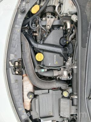 Balts Renault Clio 2012 Talsi, ar dzinēja tilpumu 1.50 L un nobraukumu 237 tūkst. km par 2505 €, foto 8 vietnē AUTOMOTO.COM.LV