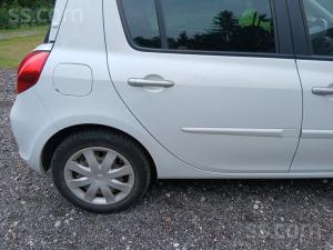 Balts Renault Clio 2012 Talsi, ar dzinēja tilpumu 1.50 L un nobraukumu 237 tūkst. km par 2505 €, foto 9 vietnē AUTOMOTO.COM.LV