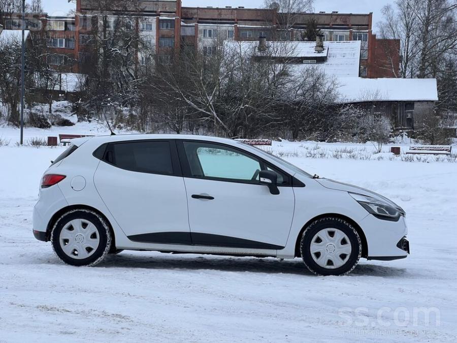 Balts Renault Clio 2013 Rēzekne, ar dzinēja tilpumu 1.50 L un nobraukumu 142 tūkst. km par 4950 €, foto 7 vietnē AUTOMOTO.COM.LV