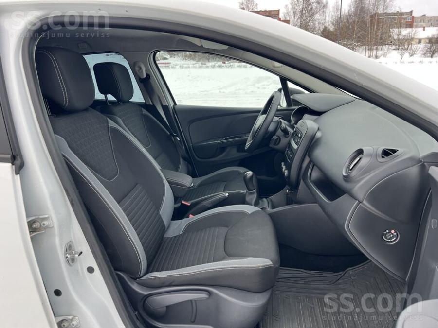 Balts Renault Clio 2013 Rēzekne, ar dzinēja tilpumu 1.50 L un nobraukumu 142 tūkst. km par 4950 €, foto 10 vietnē AUTOMOTO.COM.LV