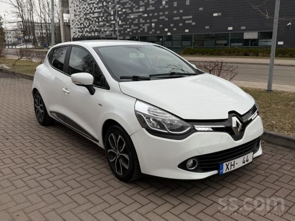White Renault Clio 2013 in Dobele, with an engine capacity of 1.50 L and mileage of 197 thousand km for 4500 €, photo 2 on AUTOMOTO.COM.LV