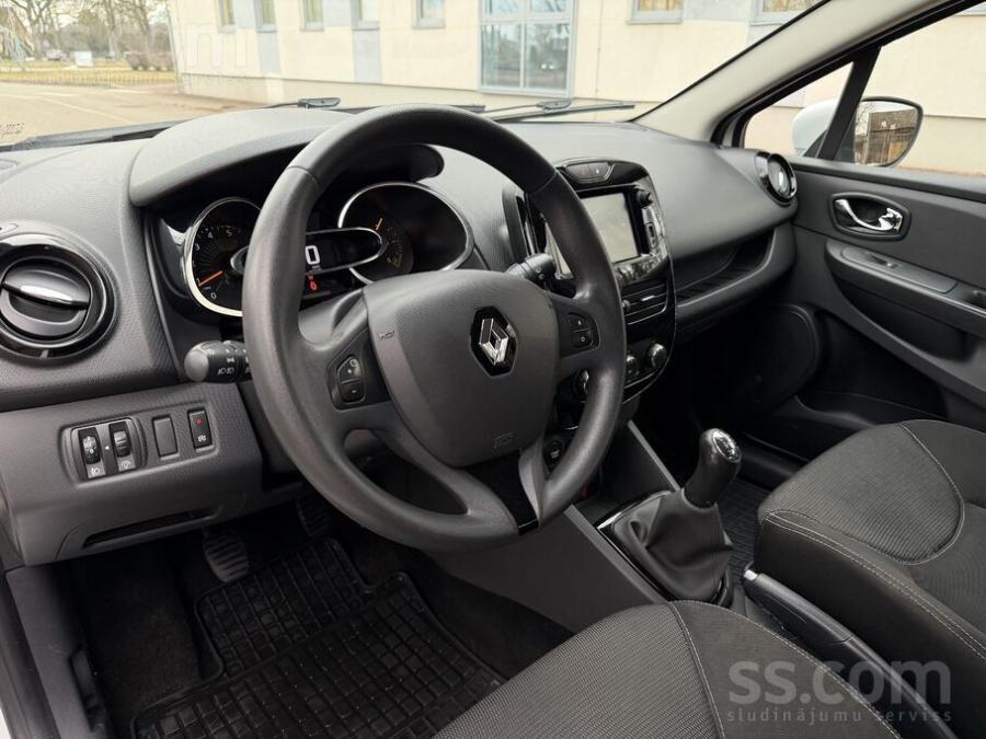 Balts Renault Clio 2013 Dobele, ar dzinēja tilpumu 1.50 L un nobraukumu 197 tūkst. km par 4500 €, foto 10 vietnē AUTOMOTO.COM.LV