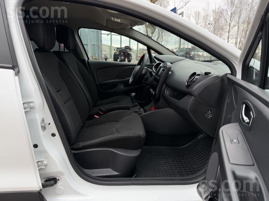 Balts Renault Clio 2013 Dobele, ar dzinēja tilpumu 1.50 L un nobraukumu 197 tūkst. km par 4500 €, foto 13 vietnē AUTOMOTO.COM.LV