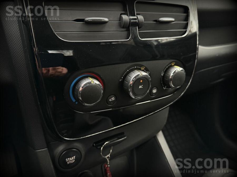 Balts Renault Clio 2013 Dobele, ar dzinēja tilpumu 1.50 L un nobraukumu 197 tūkst. km par 4500 €, foto 16 vietnē AUTOMOTO.COM.LV
