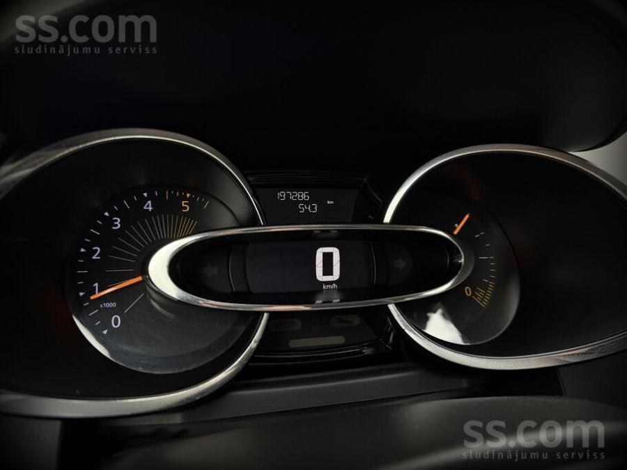 Balts Renault Clio 2013 Dobele, ar dzinēja tilpumu 1.50 L un nobraukumu 197 tūkst. km par 4500 €, foto 19 vietnē AUTOMOTO.COM.LV