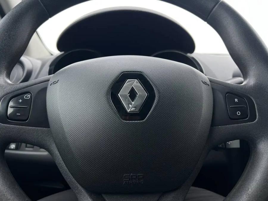 Balts Renault Clio 2013 Rēzekne, ar dzinēja tilpumu 1.50 L un nobraukumu 142 tūkst. km par 4950 €, foto 14 vietnē AUTOMOTO.COM.LV