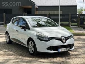 White Renault Clio 2014 in Valmiera, with an engine capacity of 1.50 L and mileage of 358 thousand km for 4690 €, photo  on AUTOMOTO.COM.LV