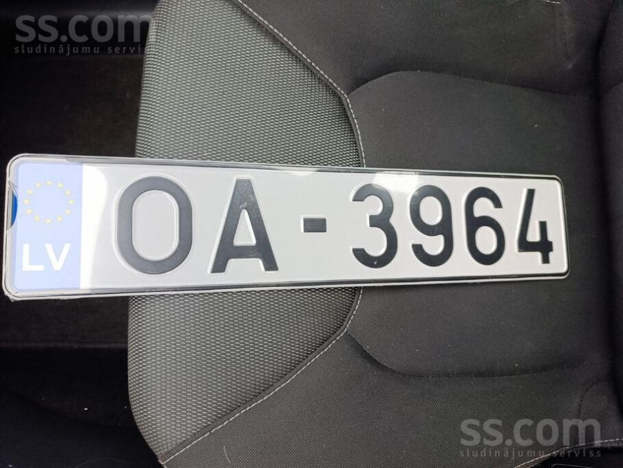 Белый Рено Клио 2015 в Валмиера, объемом двигателя 1.50 л и пробегом 259 тыс. км за 4990 €, фото 9 на AUTOMOTO.COM.LV
