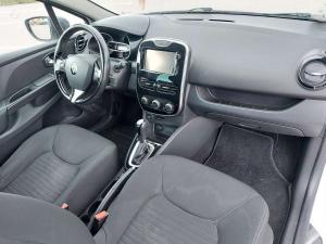 White Renault Clio 2015 in Taurage, with an engine capacity of 1.20 L and mileage of 126 thousand km for 5600 €, photo 17 on AUTOMOTO.COM.LV