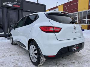 White Renault Clio 2016 in Kedainiai, with an engine capacity of 0.90 L and mileage of 152 thousand km for 4750 €, photo 14 on AUTOMOTO.COM.LV