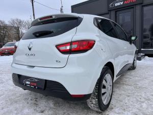 White Renault Clio 2016 in Kedainiai, with an engine capacity of 0.90 L and mileage of 152 thousand km for 4750 €, photo 15 on AUTOMOTO.COM.LV