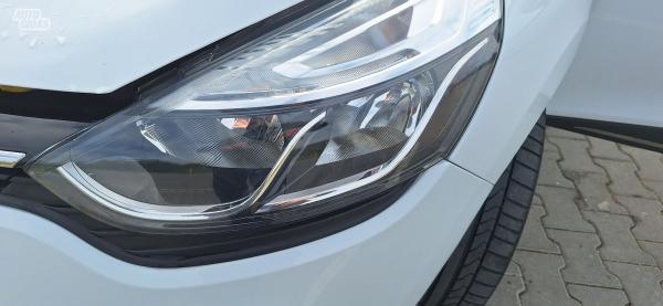 White Renault Clio 2018 in Klaipeda, with an engine capacity of 0.90 L and mileage of 263 thousand km for 4000 €, photo 11 on AUTOMOTO.COM.LV