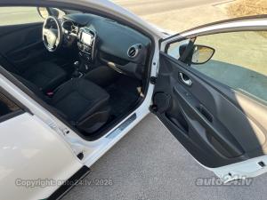 White Renault Clio 2018 in Tallinn, with an engine capacity of 1.20 L and mileage of 166 thousand km for 6000 €, photo 12 on AUTOMOTO.COM.LV