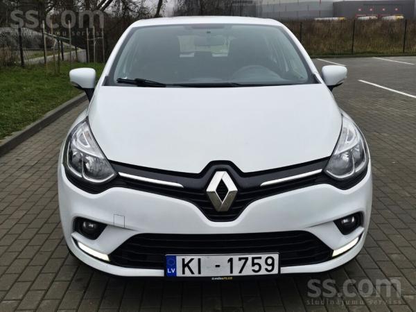 White Renault Clio 2019 in Riga, with an engine capacity of 1.50 L and mileage of 124 thousand km for 6770 €, photo 3 on AUTOMOTO.COM.LV