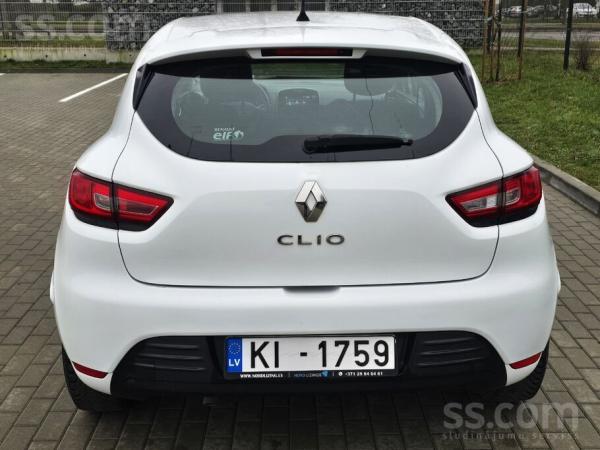 White Renault Clio 2019 in Riga, with an engine capacity of 1.50 L and mileage of 124 thousand km for 6770 €, photo 4 on AUTOMOTO.COM.LV