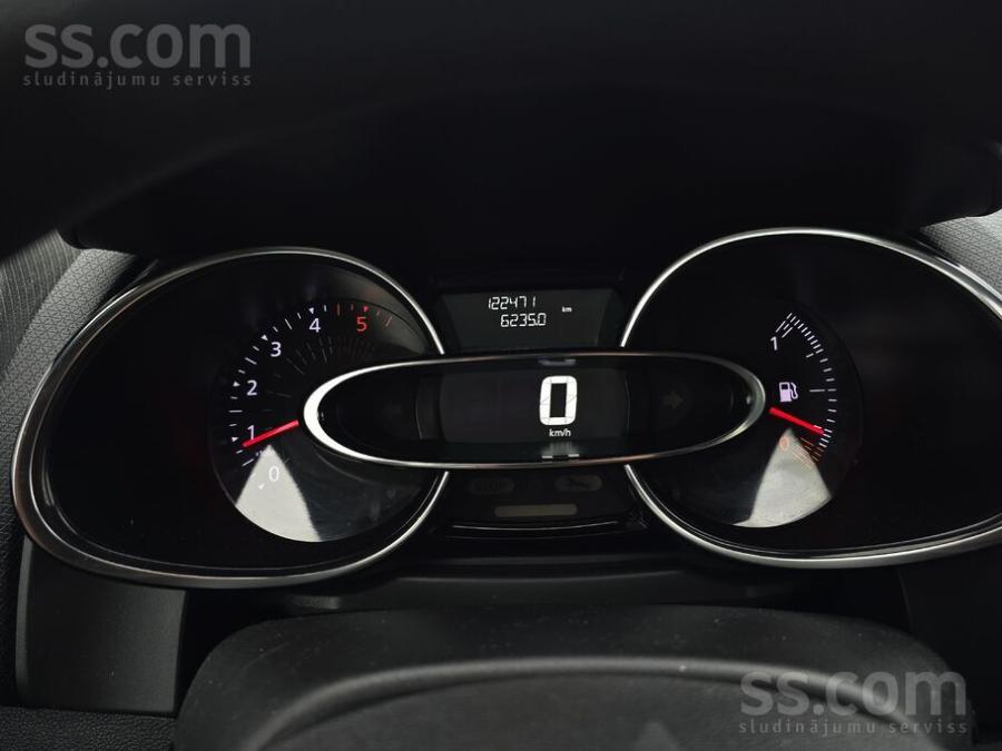 Balts Renault Clio 2019 Rīga, ar dzinēja tilpumu 1.50 L un nobraukumu 124 tūkst. km par 6000 €, foto 15 vietnē AUTOMOTO.COM.LV