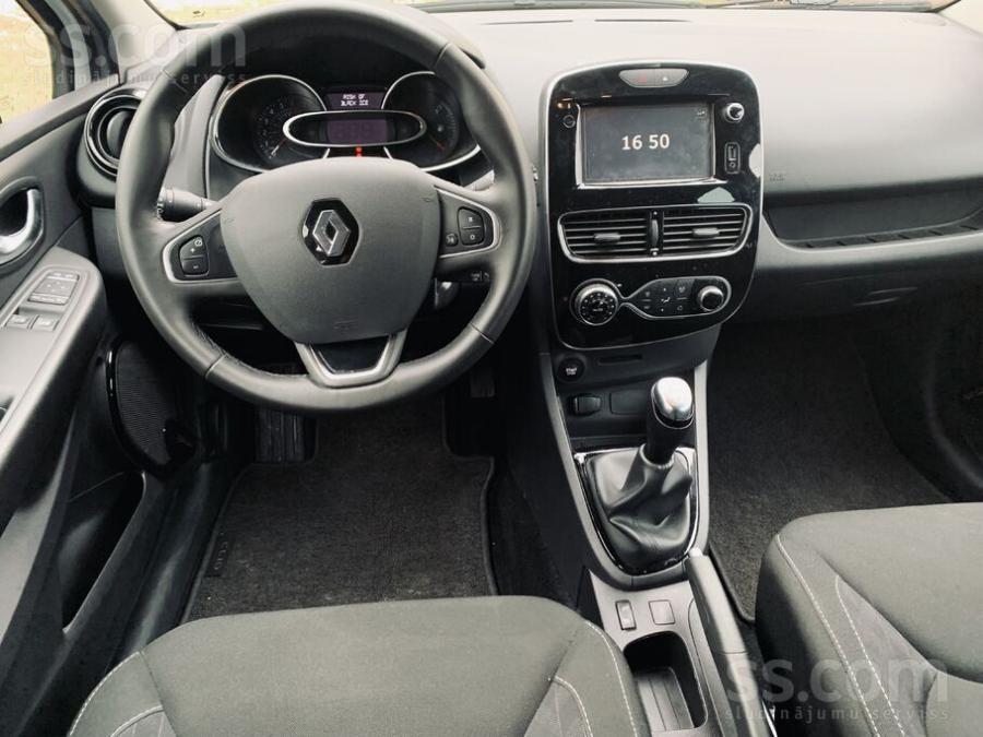 White Renault Clio 2019 in Riga, with an engine capacity of 1.00 L and mileage of 31 thousand km for 7200 €, photo 5 on AUTOMOTO.COM.LV