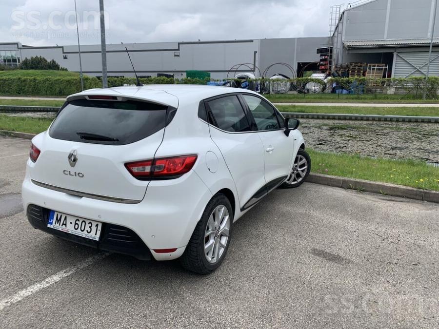 White Renault Clio 2019 in Riga, with an engine capacity of 1.00 L and mileage of 31 thousand km for 7200 €, photo 12 on AUTOMOTO.COM.LV