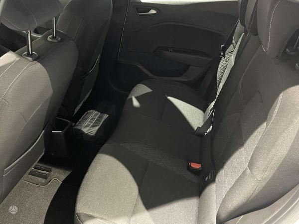 White Renault Clio 2020 in Klaipeda, with an engine capacity of 1.46 L and mileage of 177 thousand km for 7000 €, photo 11 on AUTOMOTO.COM.LV
