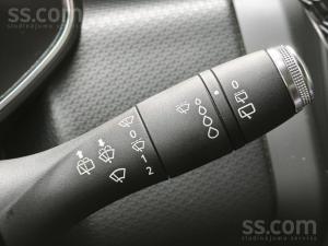 Белый Рено Клио 2020 в Рига, объемом двигателя 1.00 л и пробегом 40 тыс. км за 9980 €, фото 18 на AUTOMOTO.COM.LV