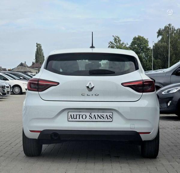 Renault Clio 2020 in Taurage on AUTOMOTO.COM.LV White Renault Clio 2020 in Taurage, with an engine capacity of 1.46 L and mileage of 130 thousand km for 7400 €, photo 10 on AUTOMOTO.COM.LV