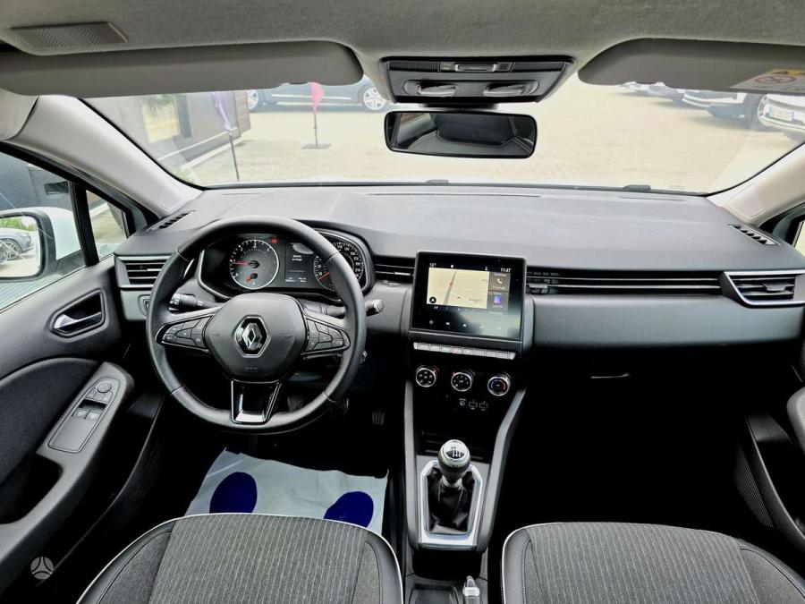 White Renault Clio 2020 in Taurage, with an engine capacity of 1.46 L and mileage of 130 thousand km for 7400 €, photo 14 on AUTOMOTO.COM.LV