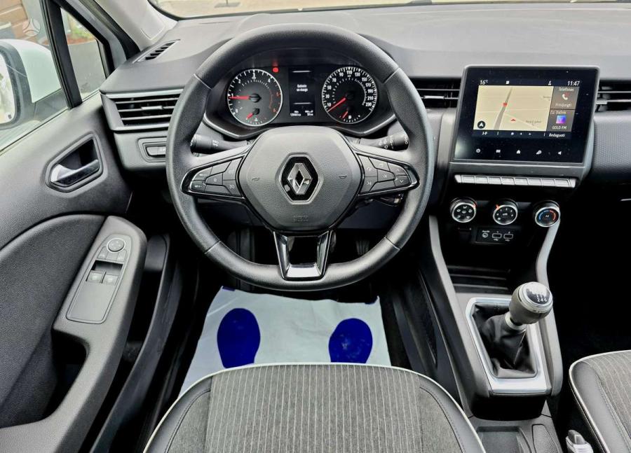 White Renault Clio 2020 in Taurage, with an engine capacity of 1.46 L and mileage of 130 thousand km for 7400 €, photo 15 on AUTOMOTO.COM.LV