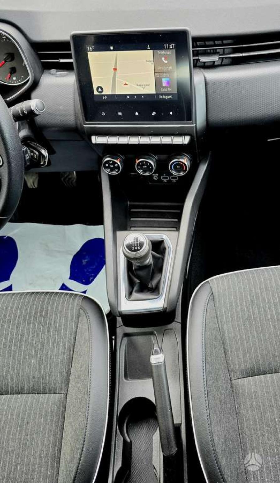 White Renault Clio 2020 in Taurage, with an engine capacity of 1.46 L and mileage of 130 thousand km for 7400 €, photo 19 on AUTOMOTO.COM.LV