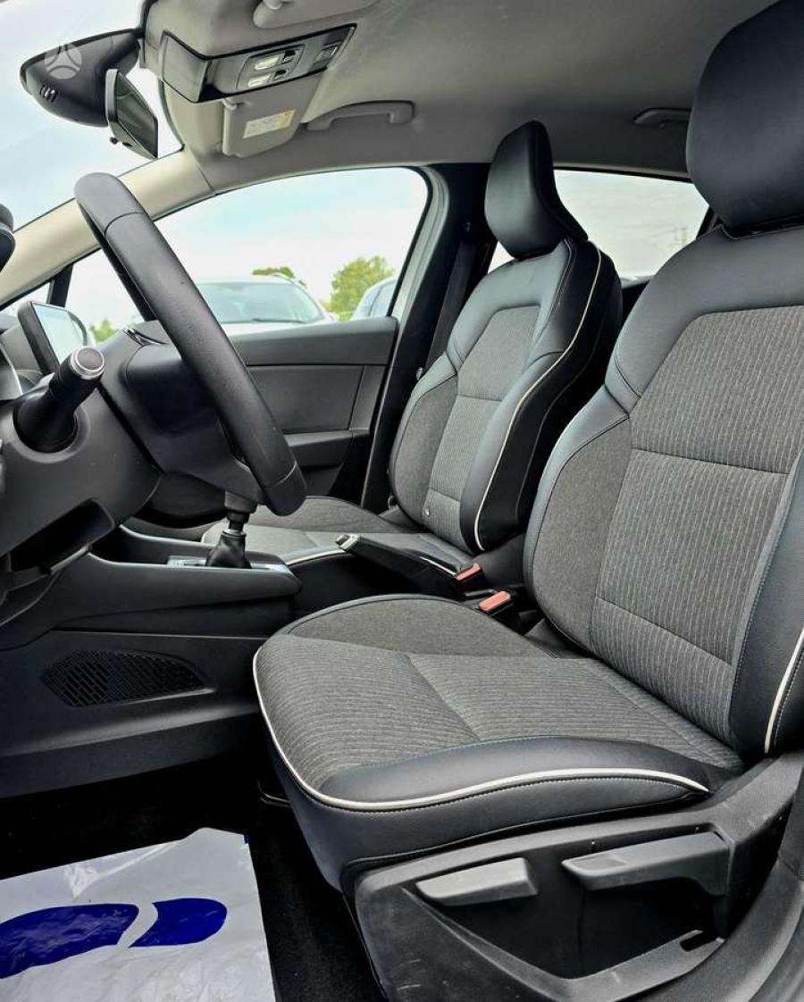 White Renault Clio 2020 in Taurage, with an engine capacity of 1.46 L and mileage of 130 thousand km for 7400 €, photo 21 on AUTOMOTO.COM.LV