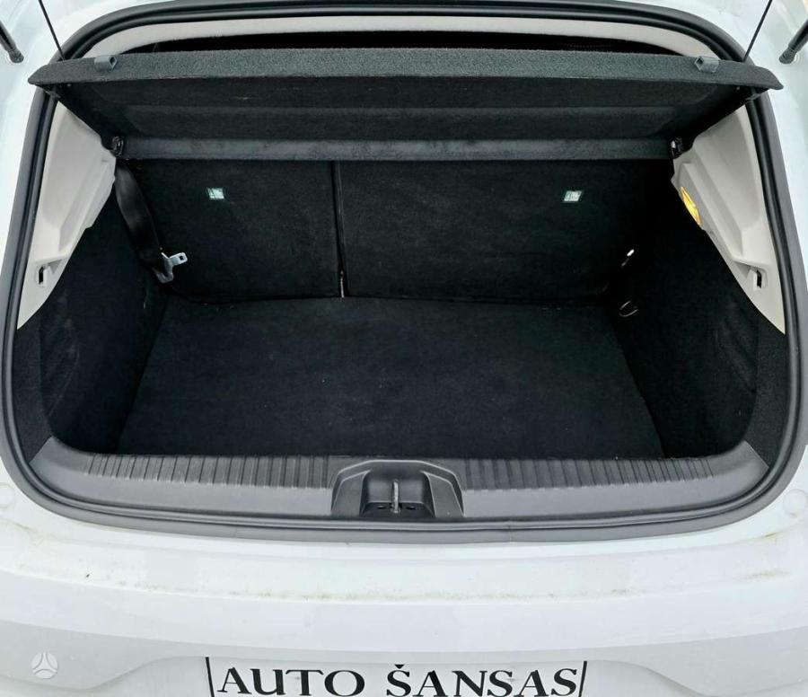 White Renault Clio 2020 in Taurage, with an engine capacity of 1.46 L and mileage of 130 thousand km for 7400 €, photo 27 on AUTOMOTO.COM.LV