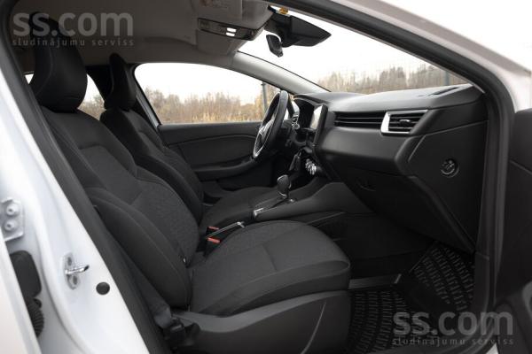 Balts Renault Clio 2021 Jelgava, ar dzinēja tilpumu 1.60 L un nobraukumu 0 tūkst. km par 13000 €, foto 10 vietnē AUTOMOTO.COM.LV