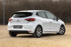 Balts Renault Clio 2021 Jelgava, ar dzinēja tilpumu 1.60 L un nobraukumu 0 tūkst. km par 12500 €, foto 8 vietnē AUTOMOTO.COM.LV