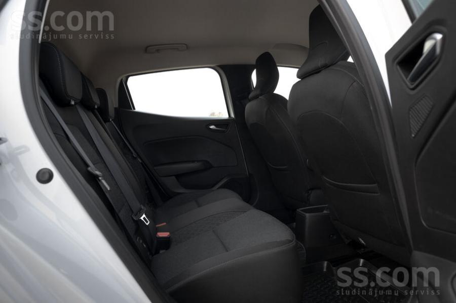 Balts Renault Clio 2021 Jelgava, ar dzinēja tilpumu 1.60 L un nobraukumu 0 tūkst. km par 12500 €, foto 10 vietnē AUTOMOTO.COM.LV