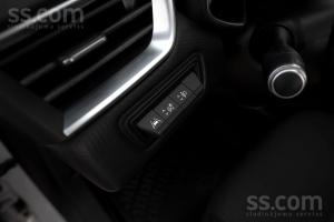 Balts Renault Clio 2021 Jelgava, ar dzinēja tilpumu 1.60 L un nobraukumu 0 tūkst. km par 12500 €, foto 21 vietnē AUTOMOTO.COM.LV